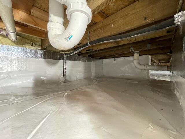 Crawl Space Repair - Encapsulating a Damp Crawl Space in Bridgewater, NJ