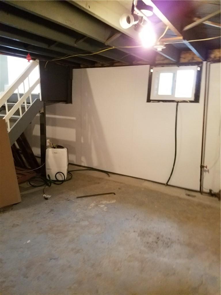 Basement Waterproofing - Waterproofing and Sprucing Up a Wet Basement ...