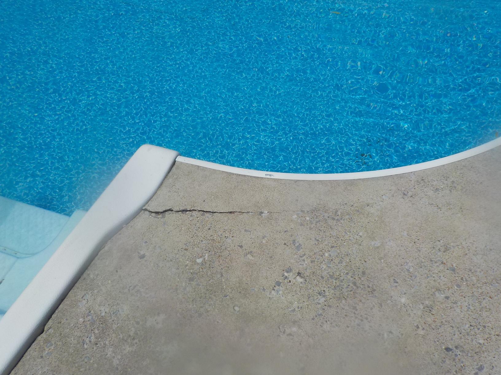 Concrete Leveling - Concrete Reapair in Hendrsonville TN - Corner Cracks