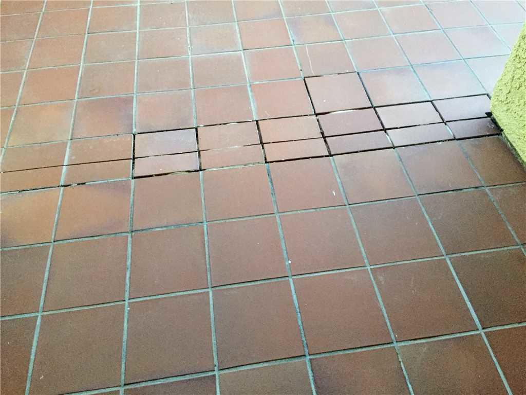 Foundation Repair - Tile and Concrete Separation Littlerock, Ca ...