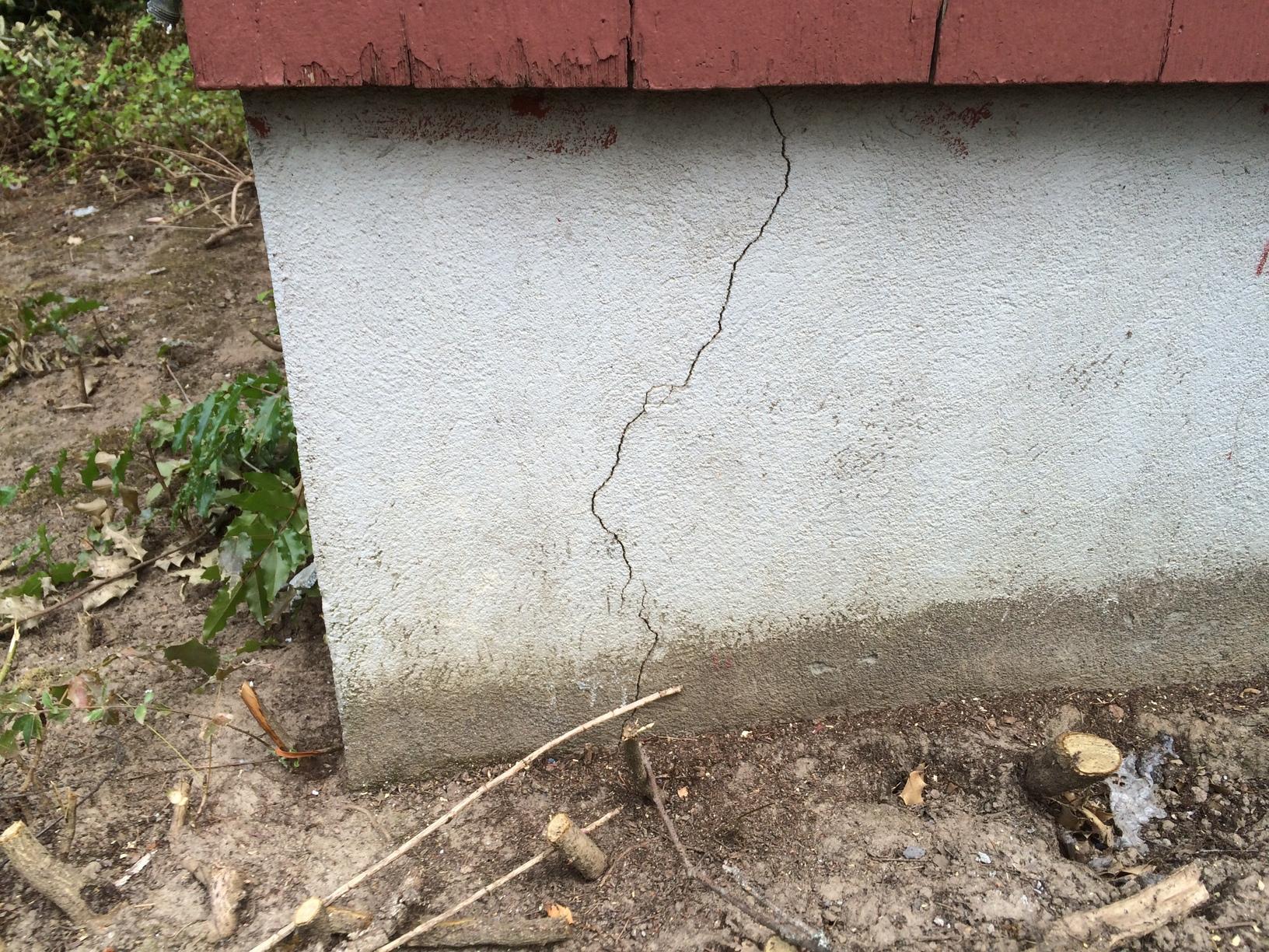 Basement Waterproofing - Hood River, OR Cracked Foundation - Cracked ...