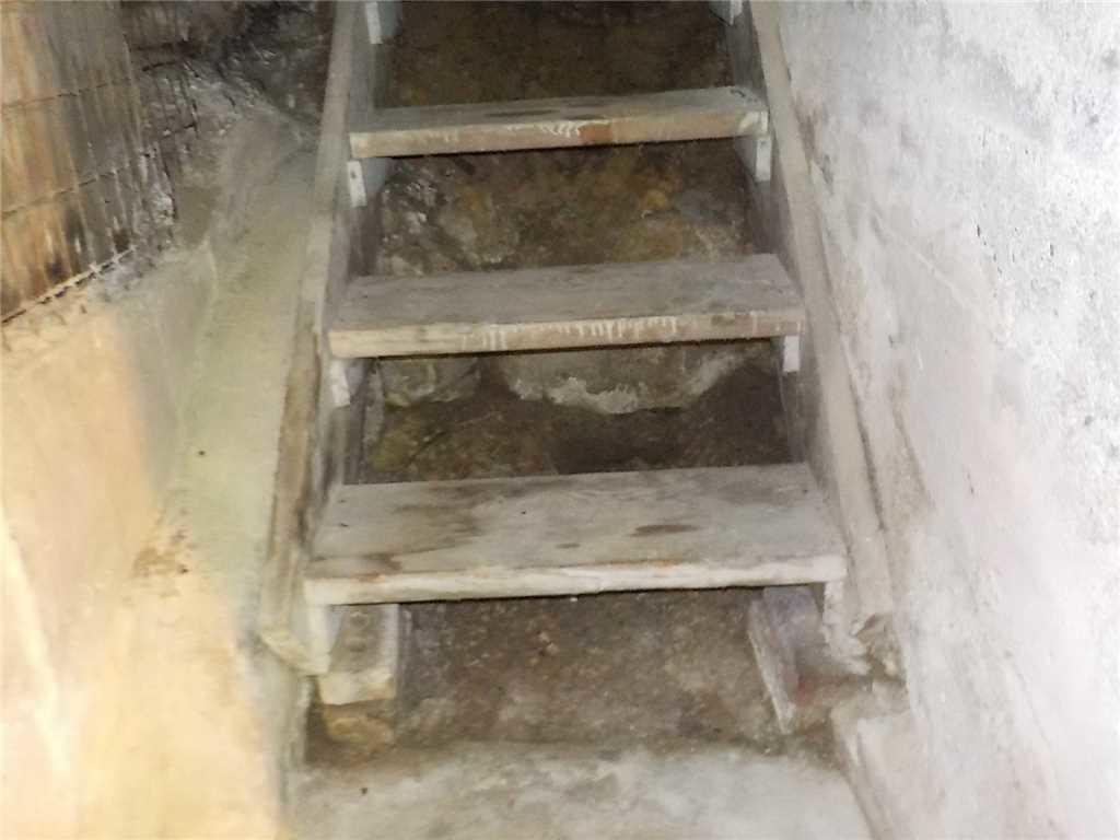 Foundation Repair - Waterproofing and Stabilizing a Lansing,MI Basement ...