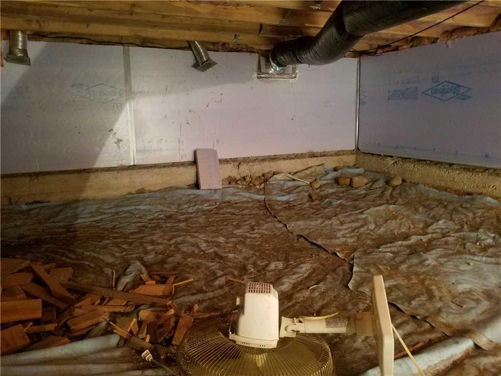 Crawl Spaces - Encapsulating a CrawlSpace in Pickerel, WI - Open ...