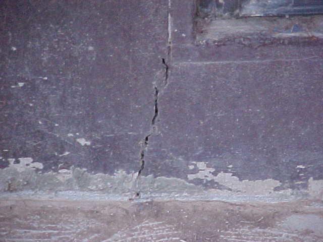 Foundation Repair - Foundation Settlement in Florissant, MO - Vertical ...