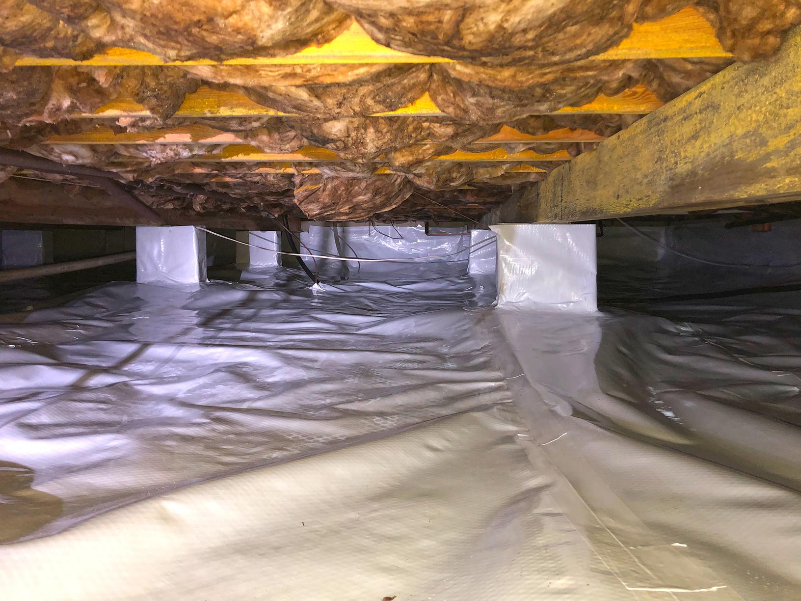 Crawl Space Encapsulation - Moist Crawl Space Gets Encapsulated in Toms ...