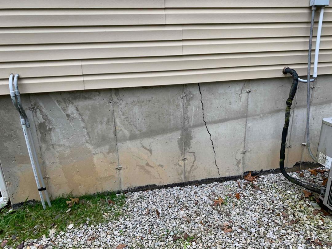 Foundation Repair - Wright City, Missouri Foundation Repair - Cracked ...
