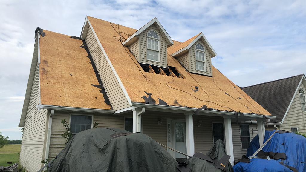 Roof Replacement - Wind Damaged Roof in Ashville, OH - Rotted Decking ...