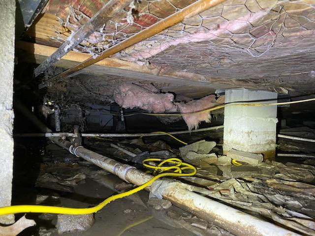 Crawl Space Solutions of Arkansas Photo Album - Nasty/ Dirty Crawl ...