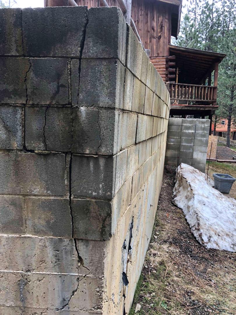 Foundation Supportworks of Idaho Photo Album - Failing Retaining Wall ...