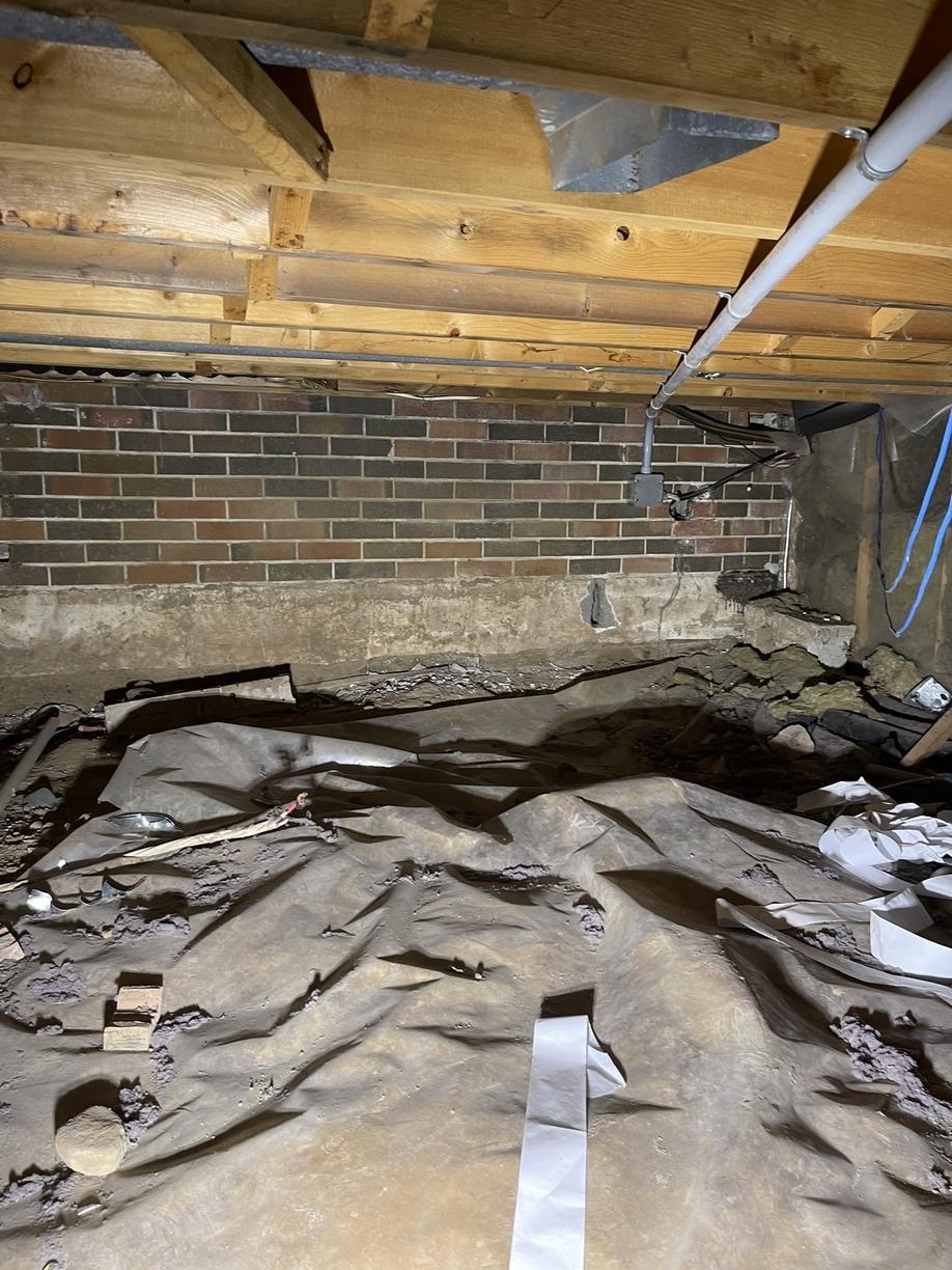 Foundation Repair - Repair Sagging Floors in Ancaster, On - Before install