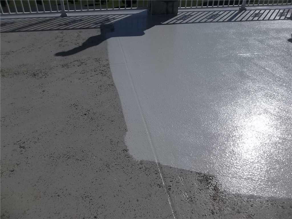 Is this fixable? Am I overreacting? (concrete patio) : r/Concrete