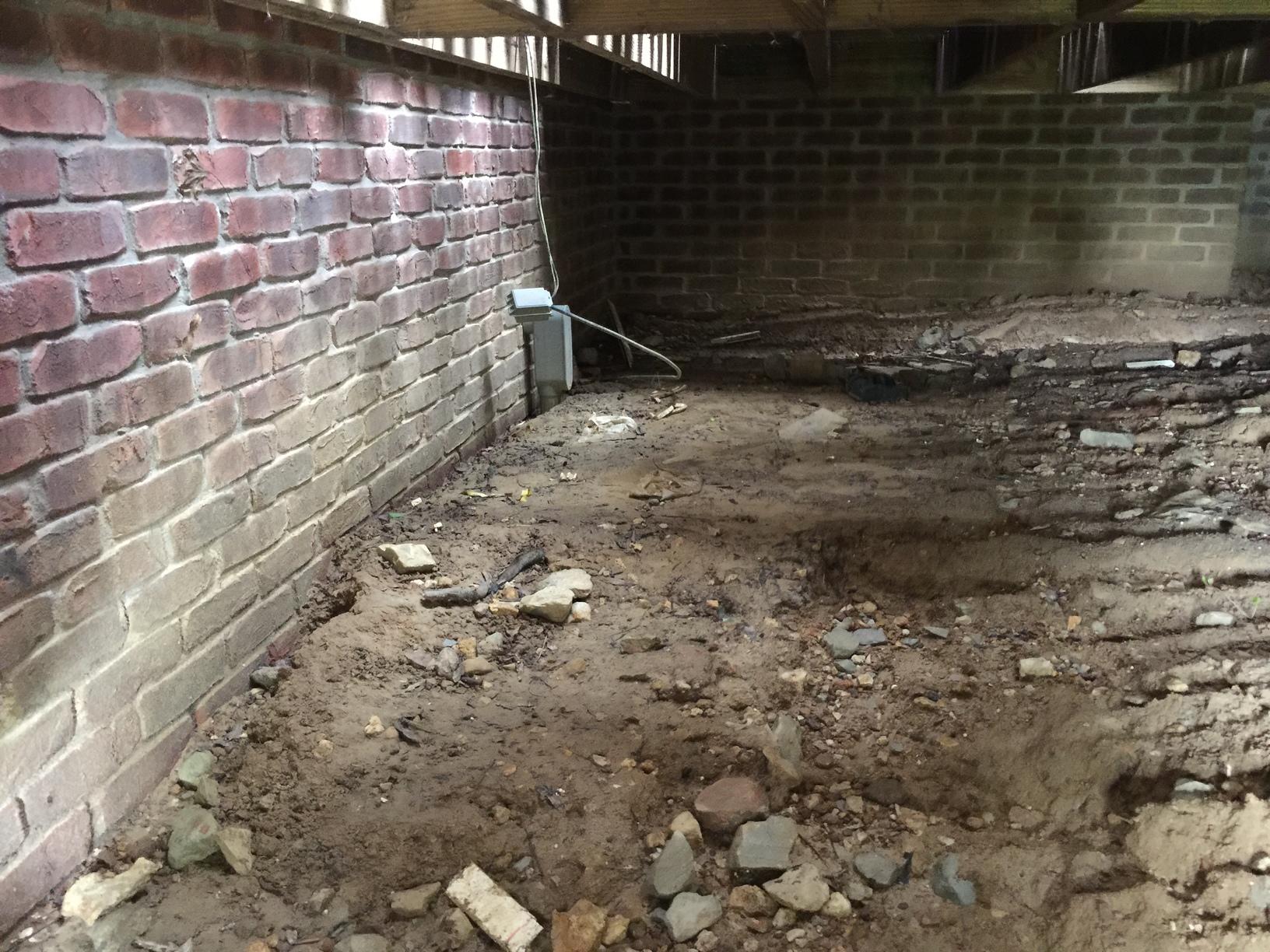 Crawl Space Repair - Crawl space clean up in Edmonton, KY! - Exposed ...